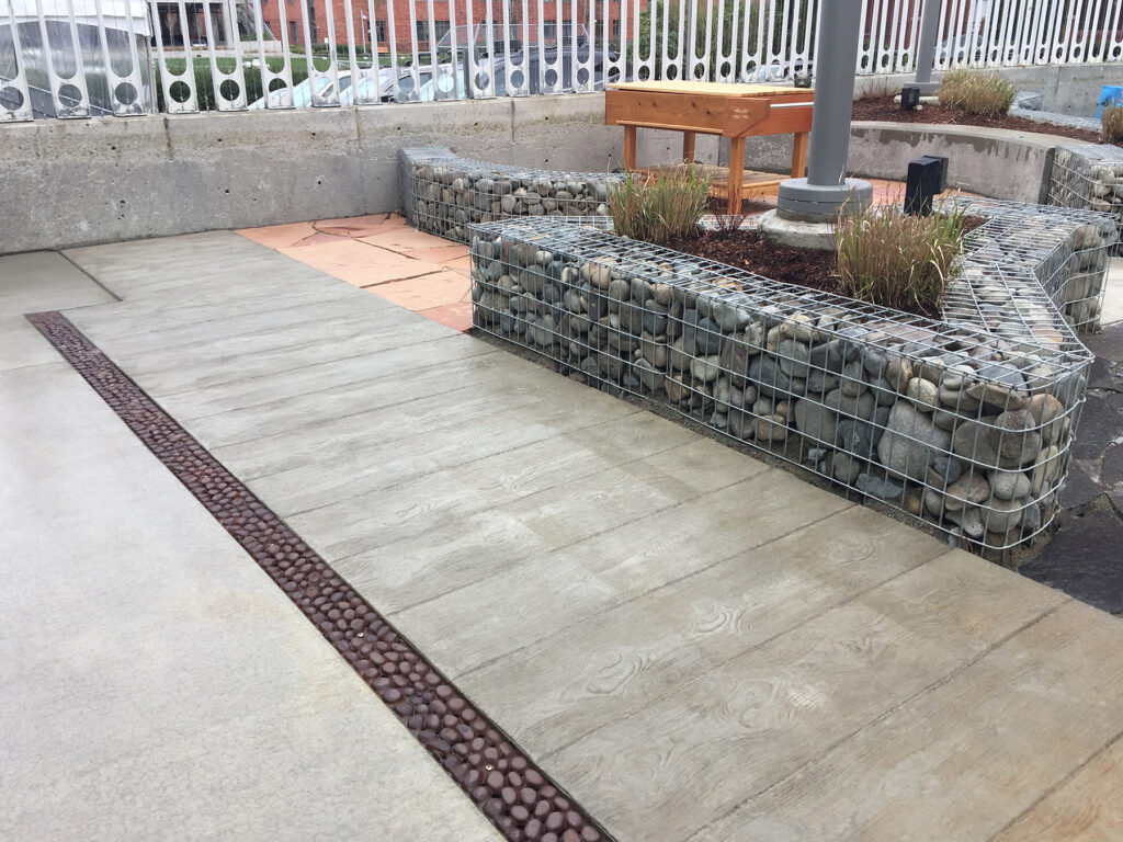 River Rock 5" x 20" - Green Siteworks